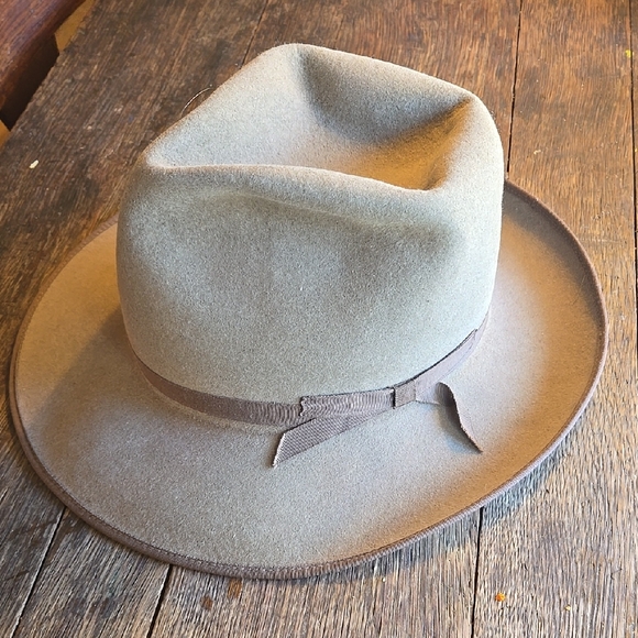 Akubra | Accessories | Akubra Camp Draft Fedora Size 59 Sand | Poshmark